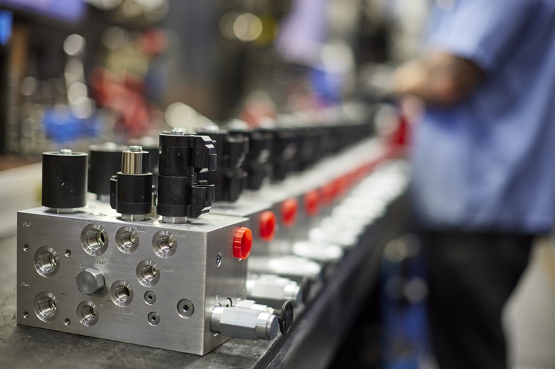 Proportional Piston Flow Divider Manifolds - Hydra-Power Systems